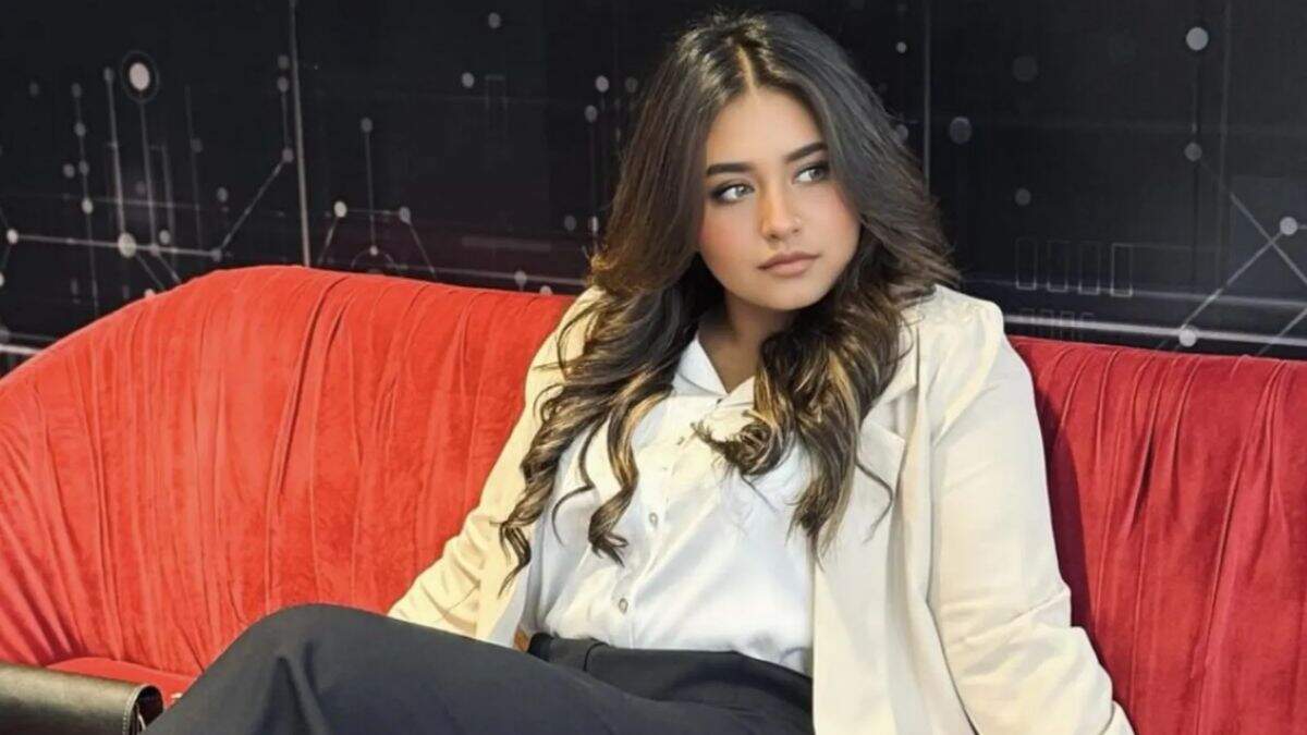 Sajal Malik MMS Leak: Minahil Malik का पुराना MMS Video फिर वायरल, पाकिस्तानी TikTok स्टार फिर ...